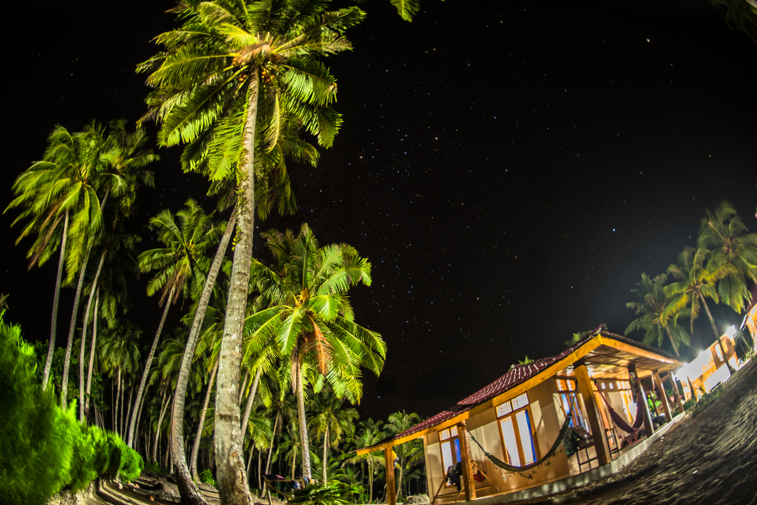 Asu Island Surf Resort - West Nias, Sumatra | nomadsurfers.com